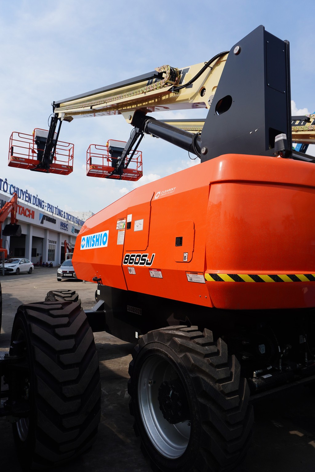 [New] Available for Rent in Vietnam: JLG 860SJ (26.21 meters) and ...